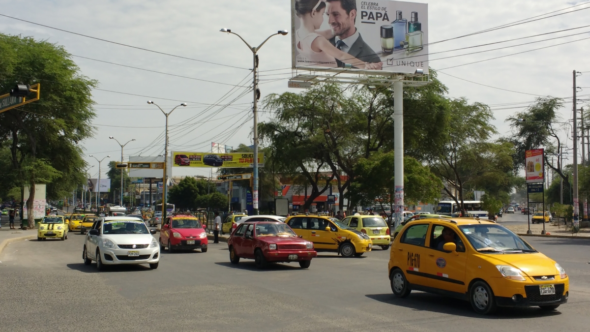 Vehículos peruanos son los más antiguos de América Latina - Cutivalú Piura