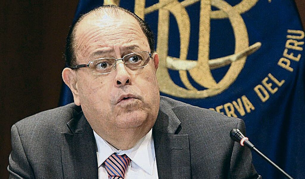 Julio Velarde aceptó quedarse al mando del BCR - Cutivalú Piura