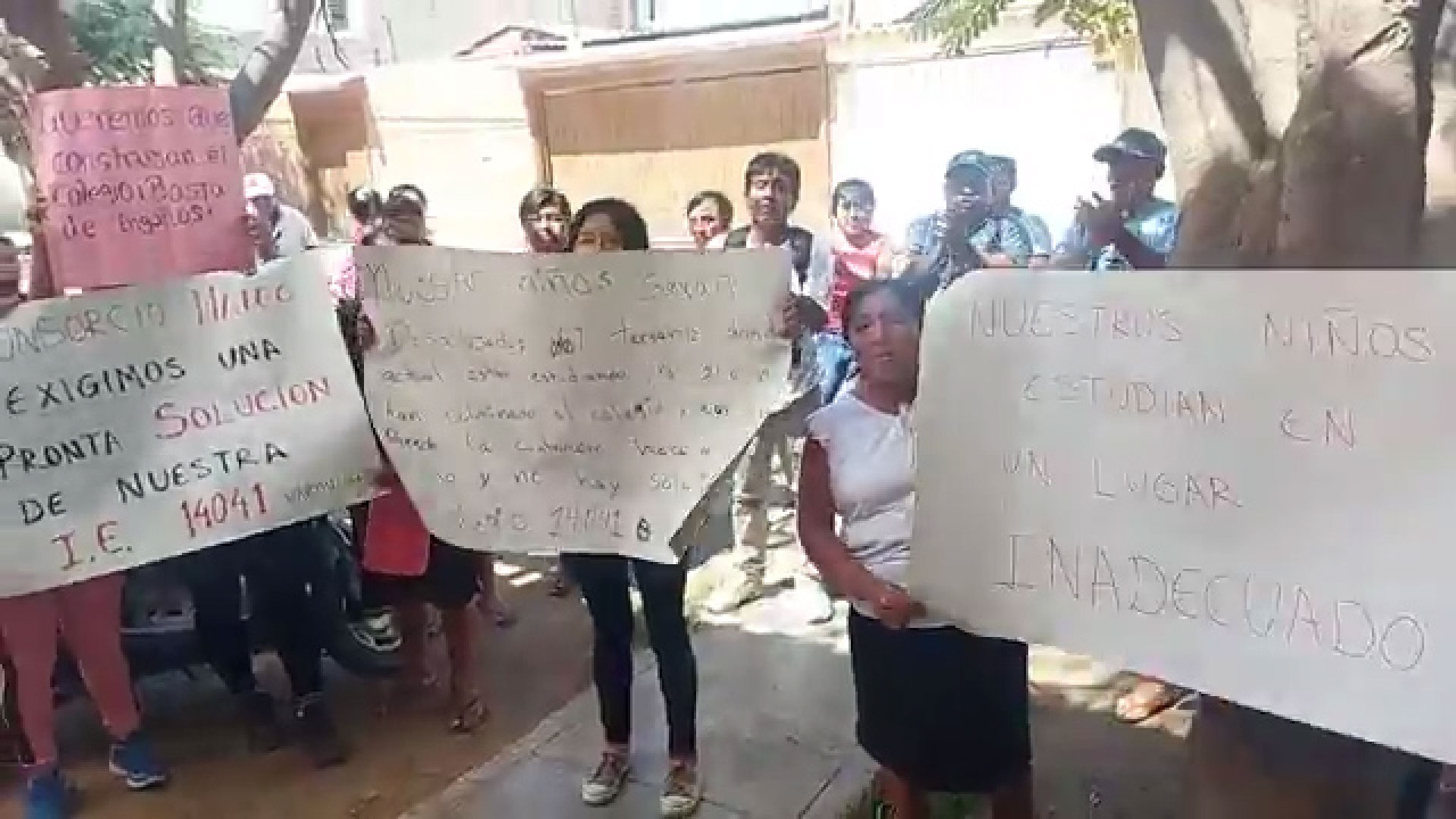 Padres de la IE 14041 de Narihualá exigen construcción de colegio