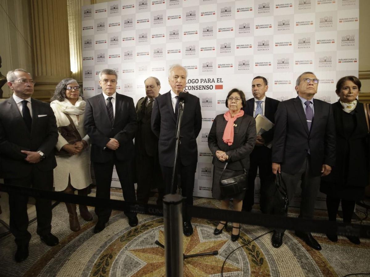 Subcomisión Del Congreso Aprueba Informe Que Buscar Destituir E