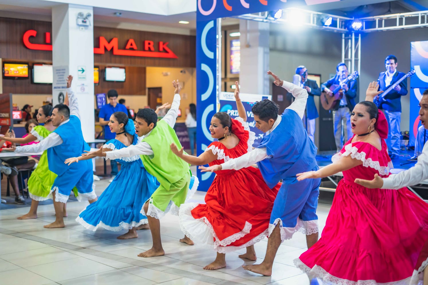 Centro comercial presentará shows, bingo y premios por Fiestas Patrias